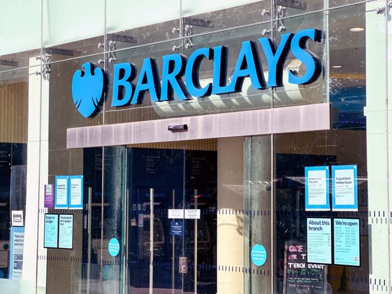 Barclays Reviews Blockchain for Payments and Deposits - Blockonomi